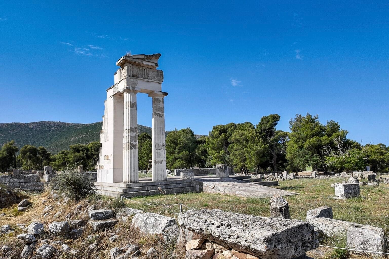 Athens to Epidaurus Greece: Travel Guide - Spotlight Sojourns