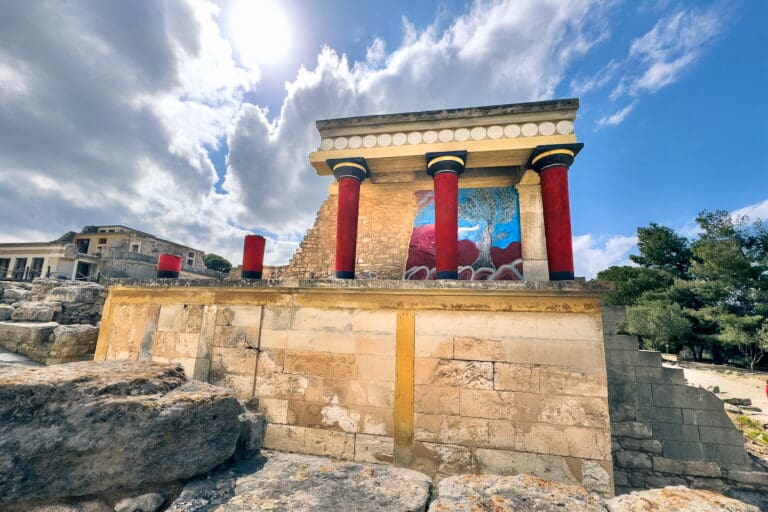 Landmarks in Greece to Visit in Every Greek Region + Maps